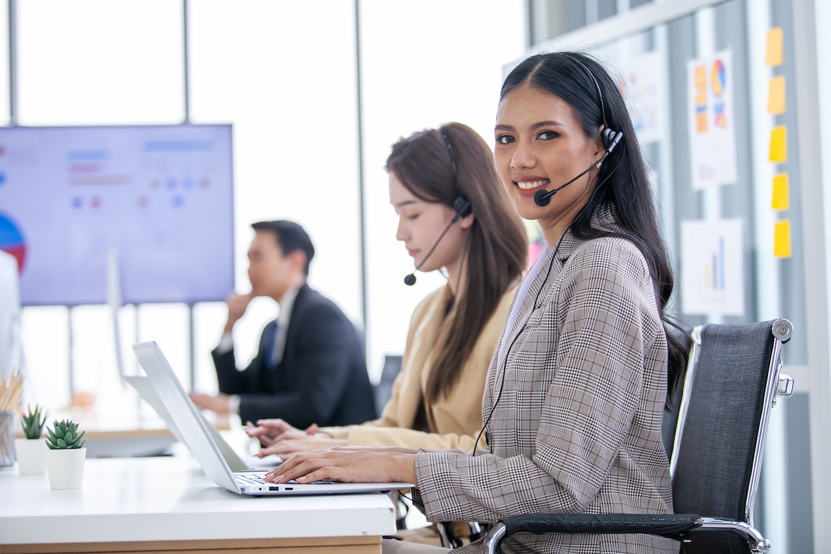 Bilingual Virtual Receptionist Services - Spanish Speaking Phone Support